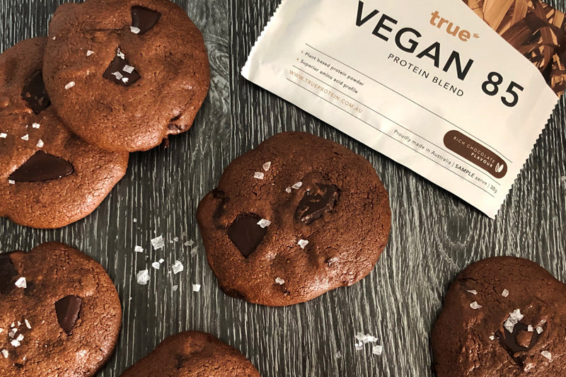 Double Chocolate Fudge Cookies – True Protein