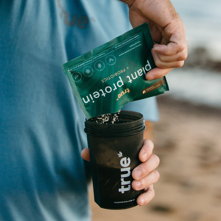 Small Protein Shaker 400ml | Black | True Protein